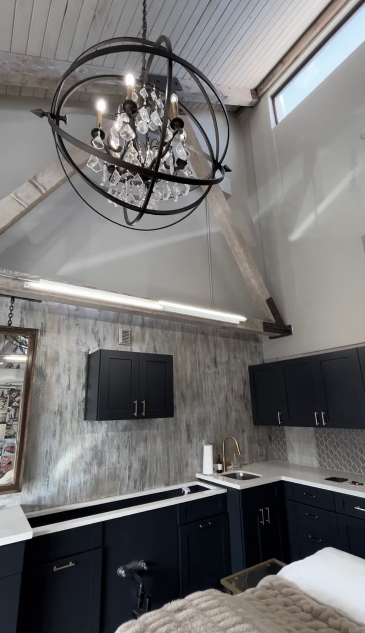 book with Jesse & Sydney – SYZYGY Precision Tattooing